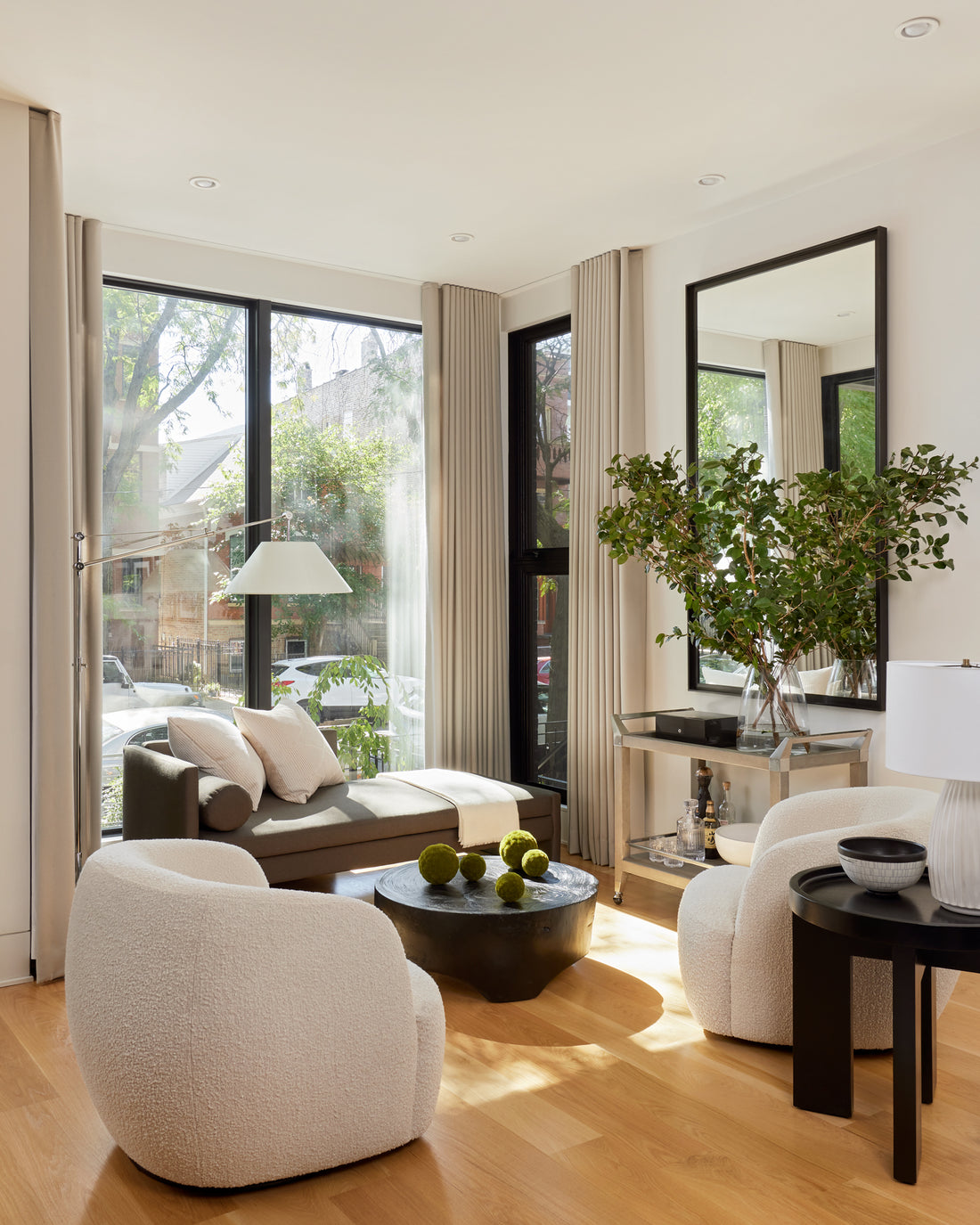 Designing a Classic Chicago Townhome – Archive-design-store